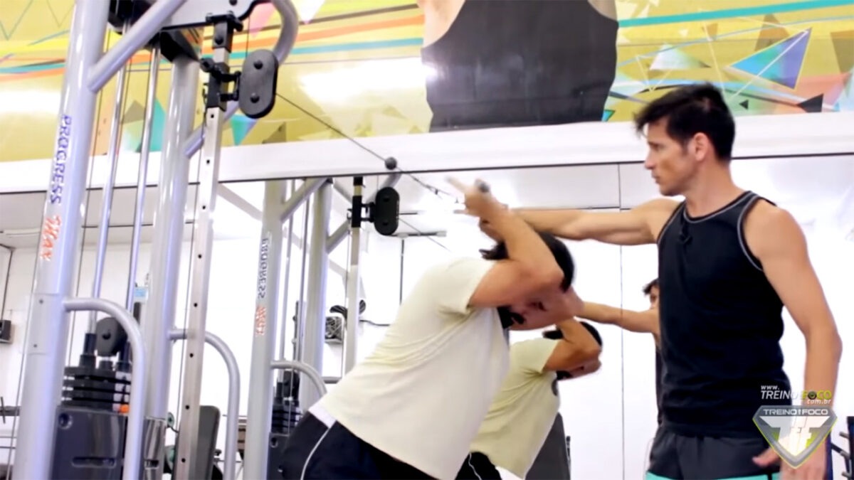 Tríceps Testa na polia - Dicas para executar